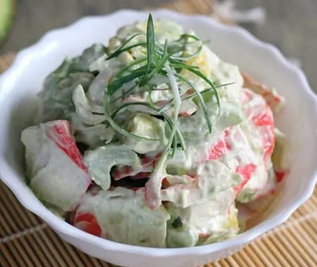 Receta de Ensalada Surimi - 2 Pasos | Fácil y Rápida!